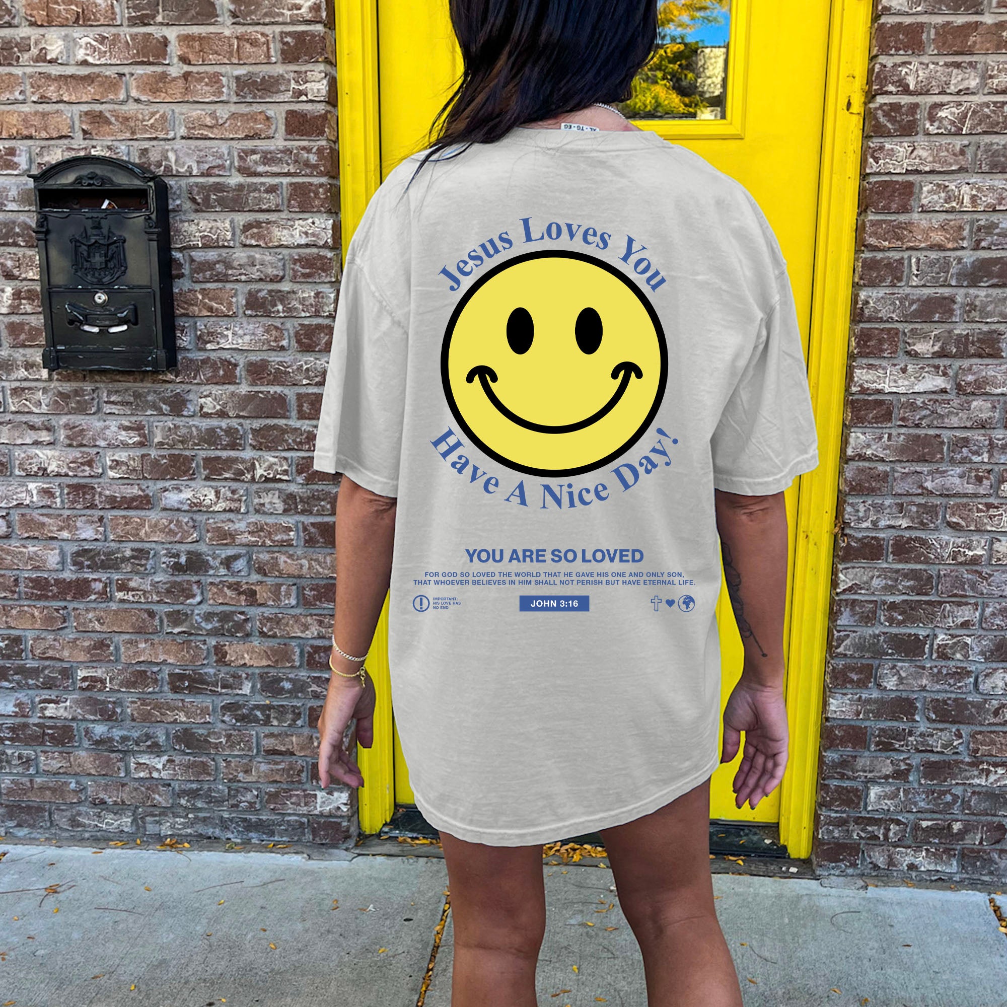 Jesus Loves You Tee – GLO